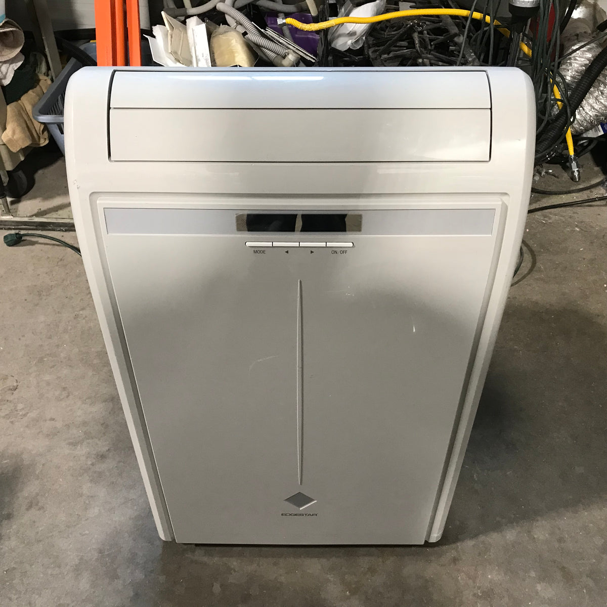 Edgestar Grey 220 Volts 20 Amp Plug Portable Air Conditioner 19.5"x 17 ...