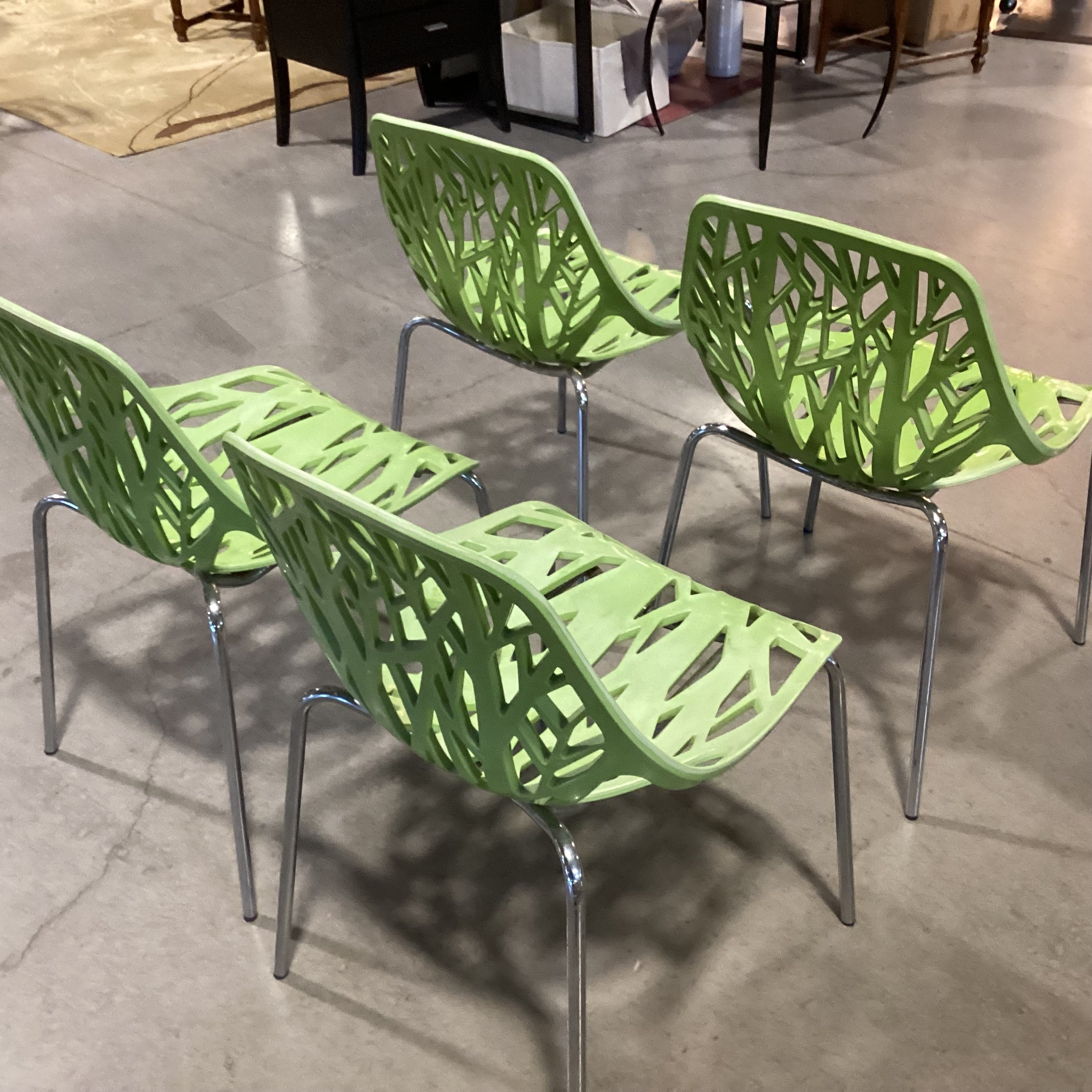 SET of 4 Green Rubber Plastic Tree Cutout & Metal Dining Chair 21"x 21 ...