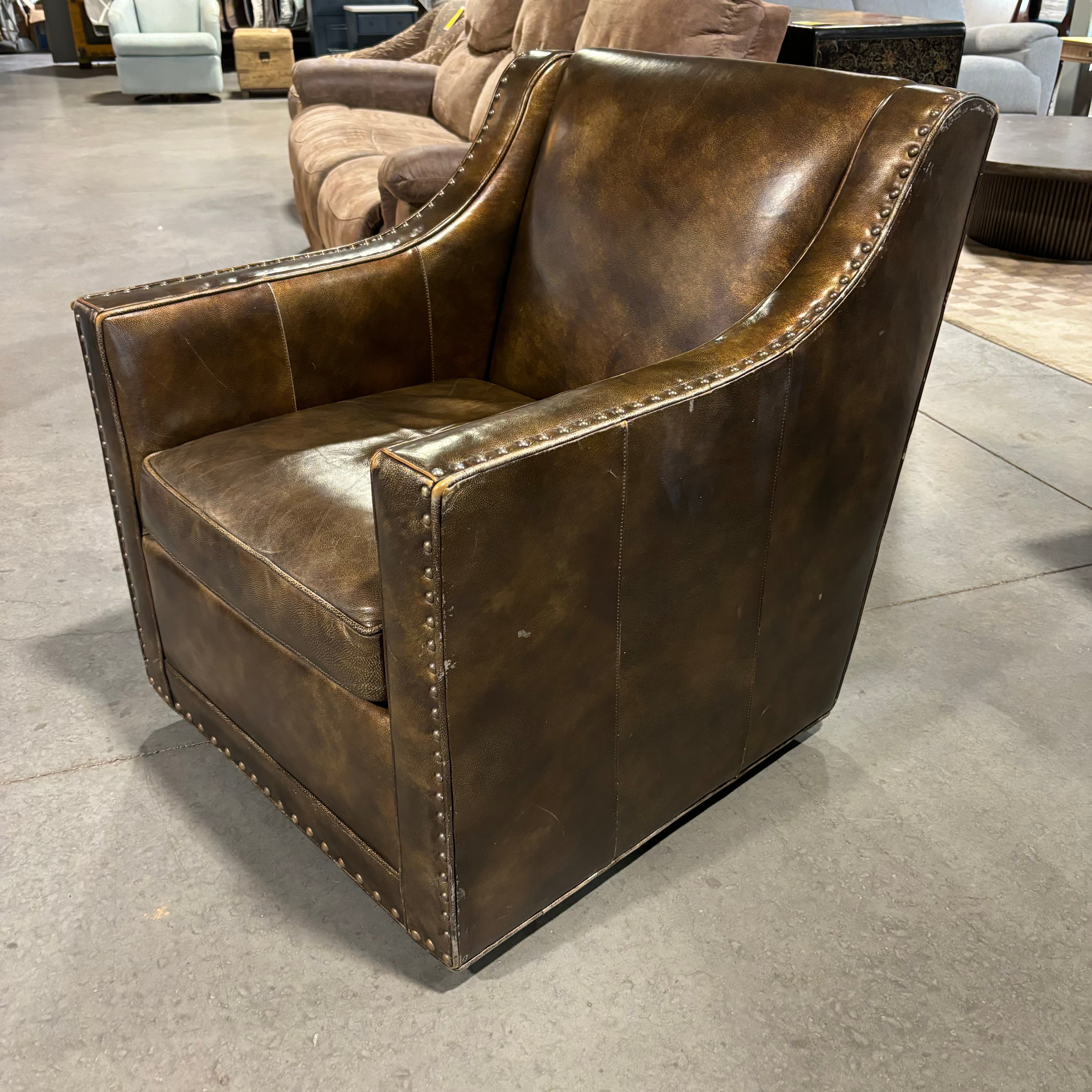 Lexington Barrier Leather Nailhead Rust Gold Swivel Chair 29"x 34"x 34 ...